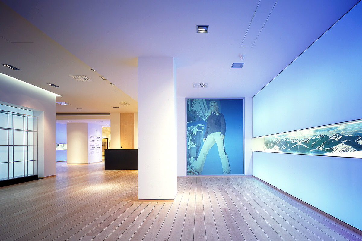 mhp | Architekten Innenarchitekten München: Bogner Flagshipstore Berlin